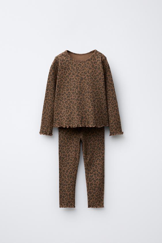 RIBBED T-SHIRT AND ANIMAL PRINT LEGGINGS SET - Brown | ZARA Canada
