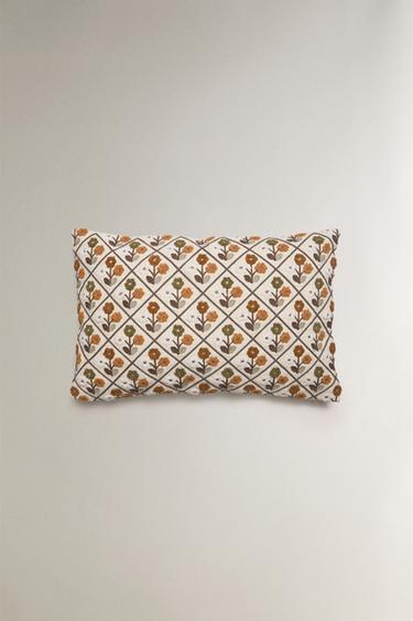 TUFTING-KISSENBEZUG - Hellbeige | ZARA Schweiz / Switzerland