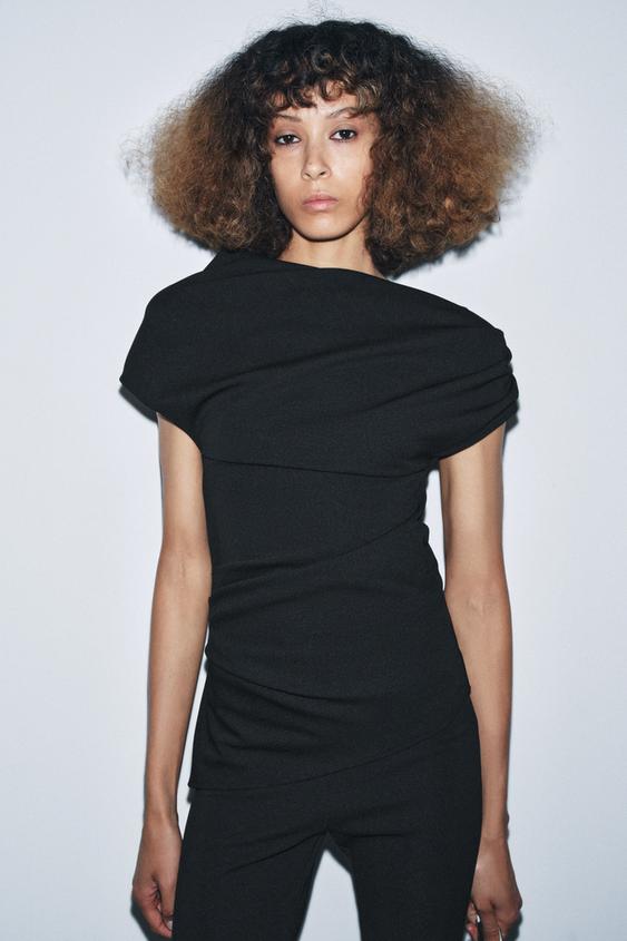 ASYMMETRIC PLEATED TOP - Black | ZARA Turkey
