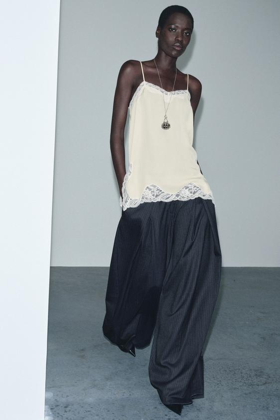 PANTALÓN RAYA DIPLOMÁTICA PINZAS ZW COLLECTION - Marino | ZARA España