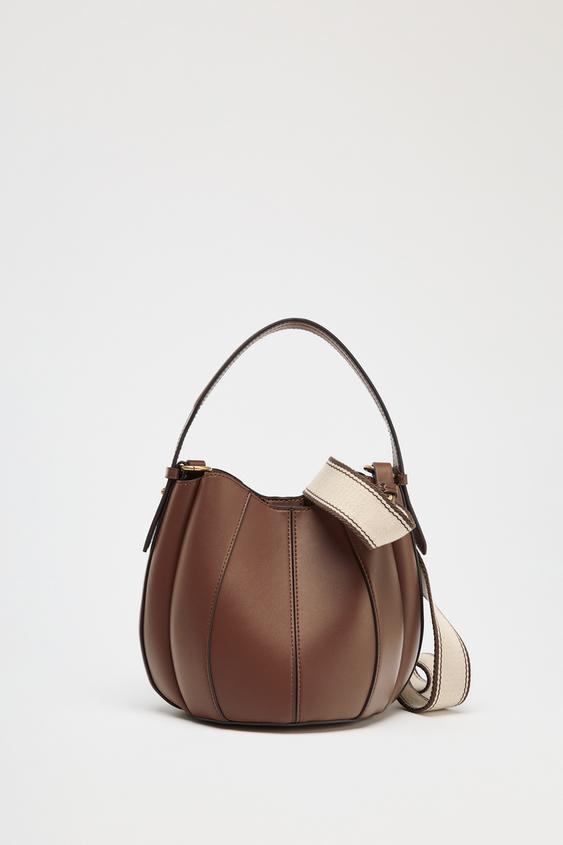 TOPSTITCH BUCKET BAG - Dark tan | ZARA India