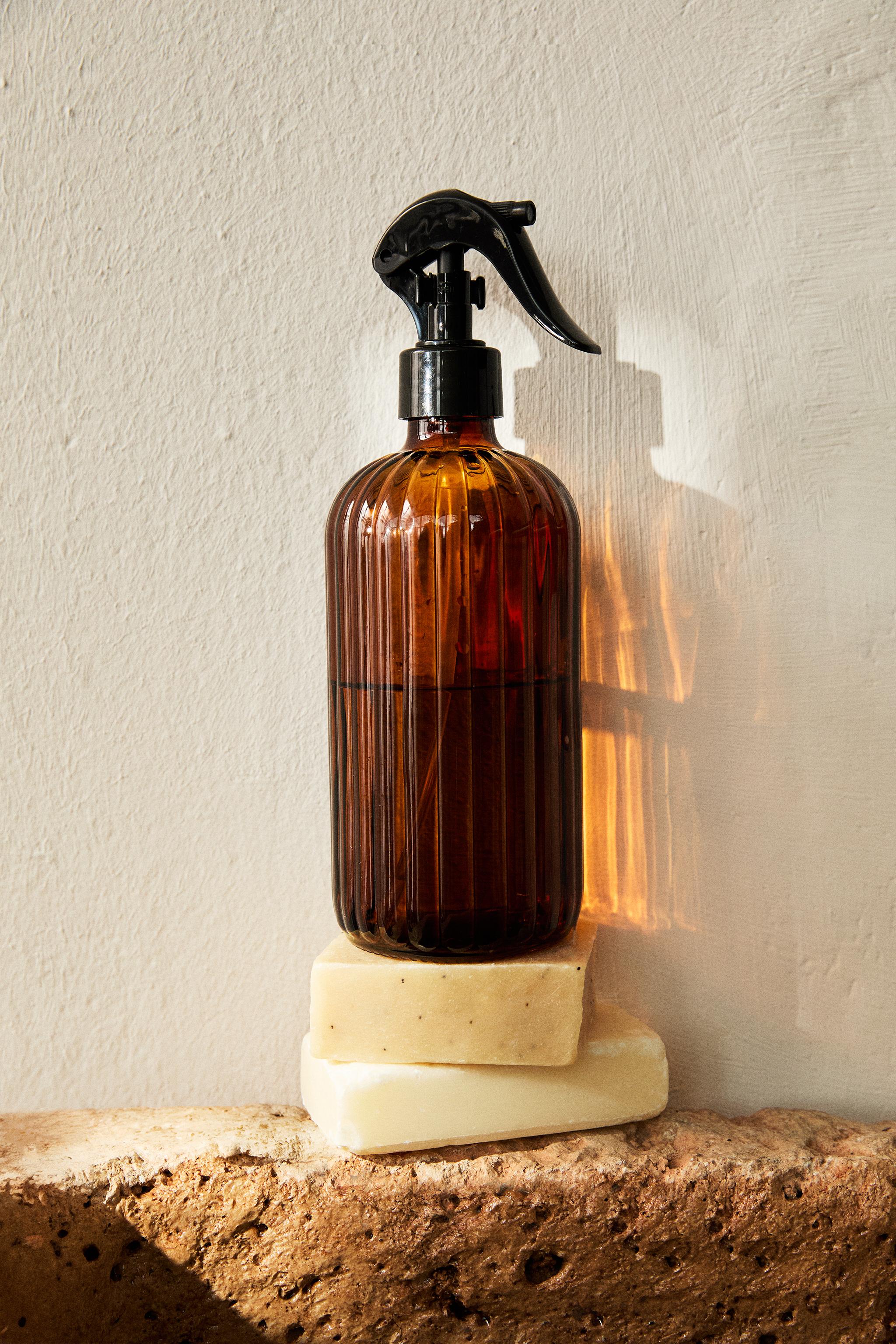 Refillable spray bottle store