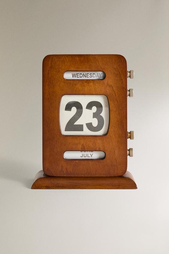 MANUAL TABLE CALENDAR - Brown | ZARA Canada
