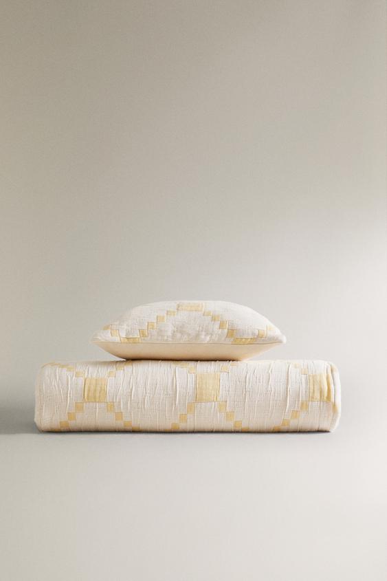 SPREI VAN GAAS MET GEOMETRISCHE TEKENING | ZARA Nederland / Netherlands SPREI VAN GAAS MET GEOMETRISCHE TEKENING | ZARA Nederland / Netherlands