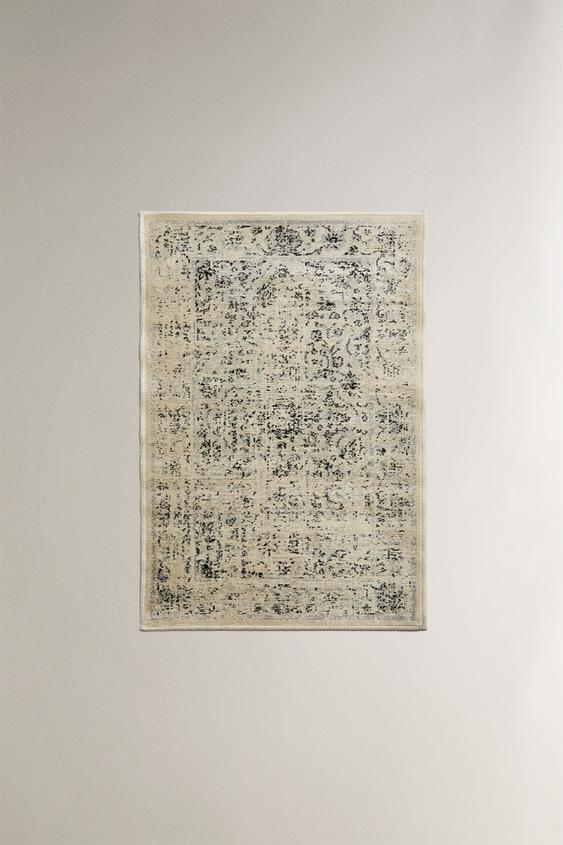 VINTAGE EFFECT AREA RUG - Beige | ZARA United States