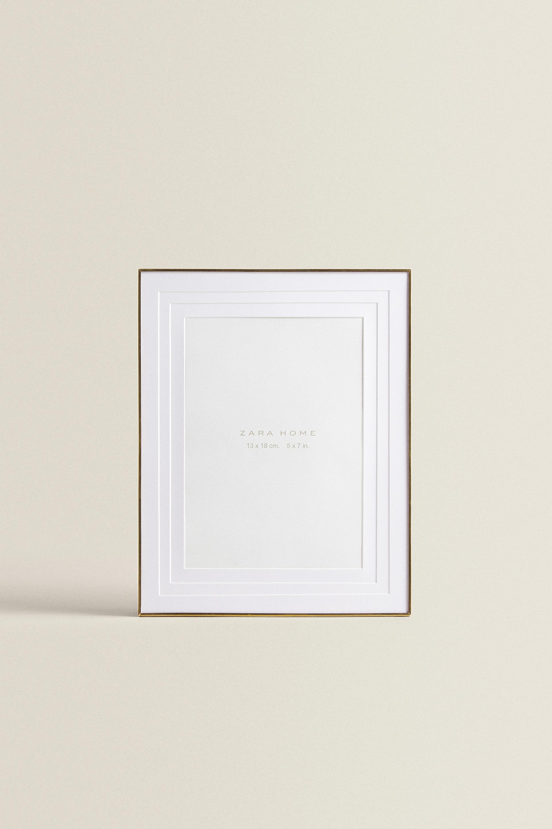 THIN METAL PHOTO FRAME - Golden | ZARA United Kingdom