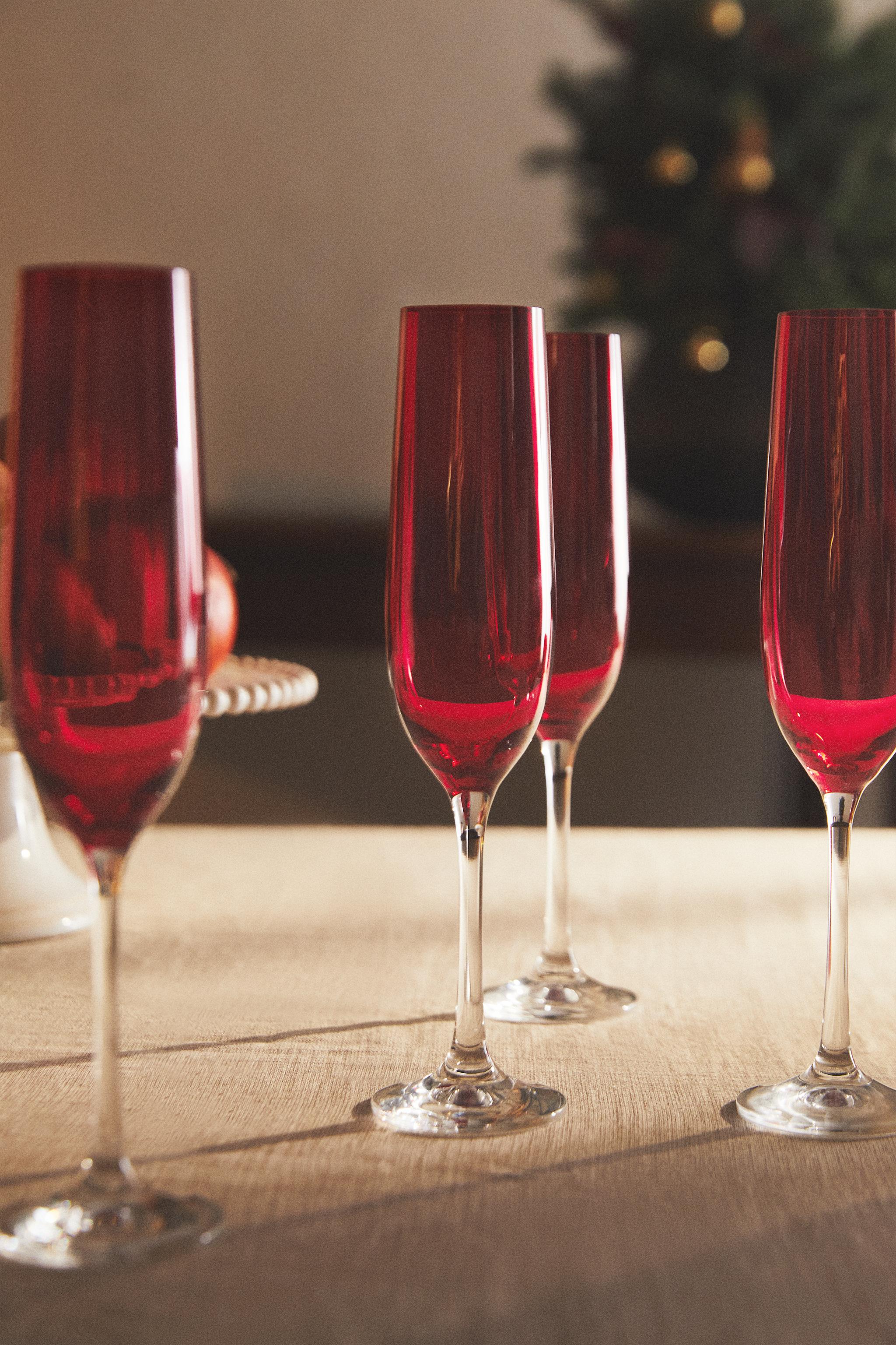 Red flute glasses store