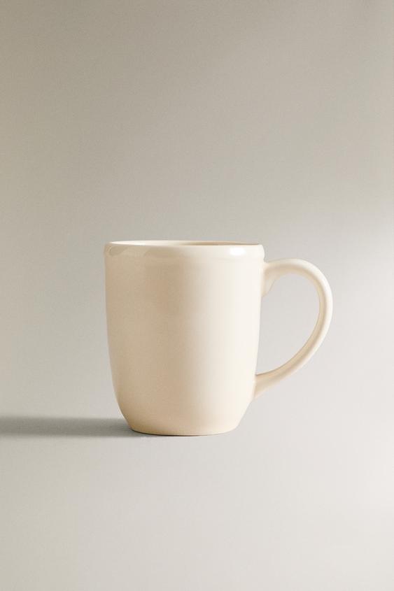 EARTHENWARE MUG WITH RAISED-DESIGN EDGE - Råhvit | ZARA Norge / Norway