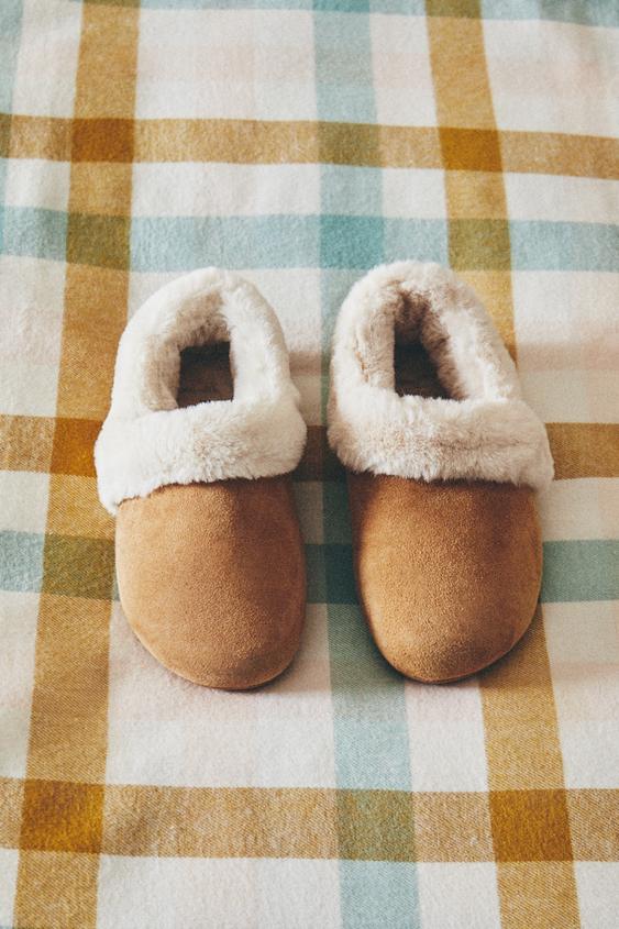COZY LEATHER SLIPPERS - Marrón | ZARA Estados Unidos de América / United States