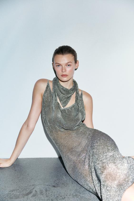 METALLIC THREAD TRIANGULAR SCARF - Silver | ZARA United States