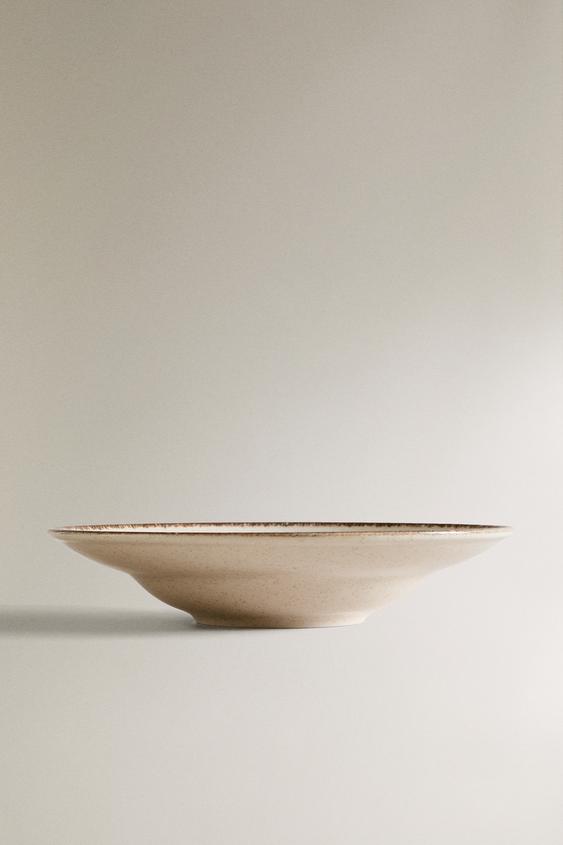 PORCELAIN PASTA PLATE WITH ANTIQUE FINISH RIM - Light ecru | ZARA ...