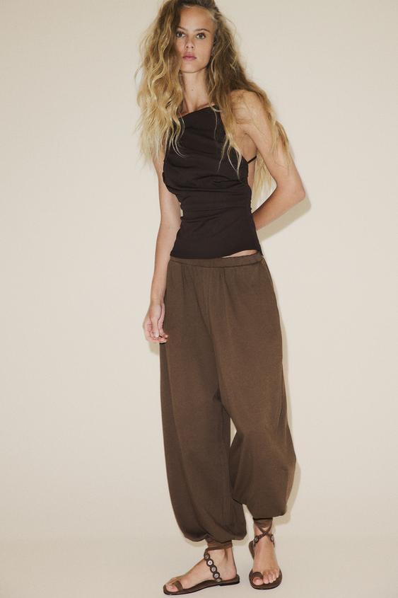 OPEN BACK PLEATED TOP - Dark brown | ZARA Turkey