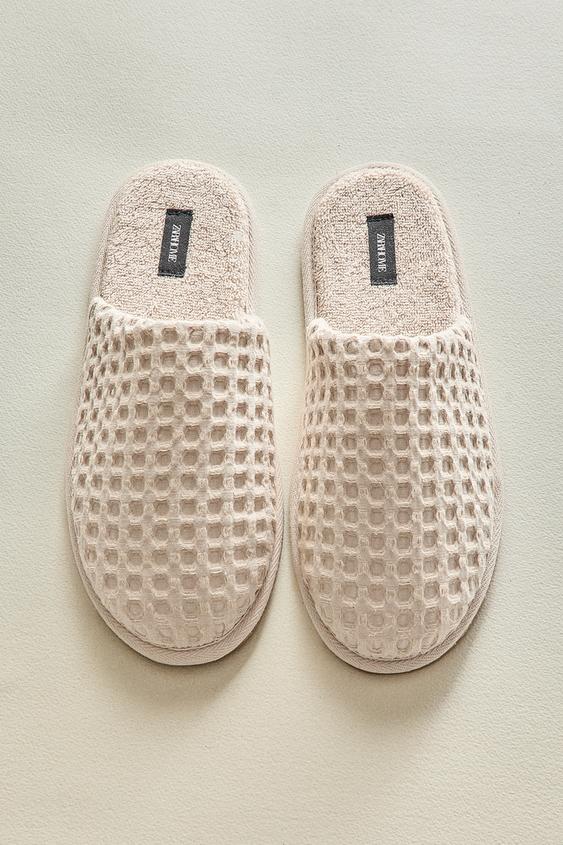 WAFFLE-KNIT SLIPPERS - Sandy Brown | ZARA United States