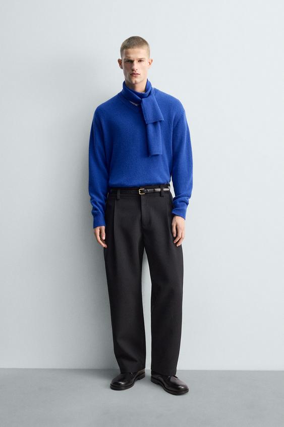 SUÉTER CUELLO PICO LANA - CASHMERE LIMITED EDITION - Azul | ZARA Mexico