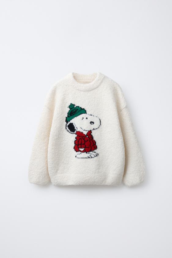 PLETENÝ SVETER S VLNOU SNOOPY PEANUTS™ - krémová | ZARA Slovensko ...