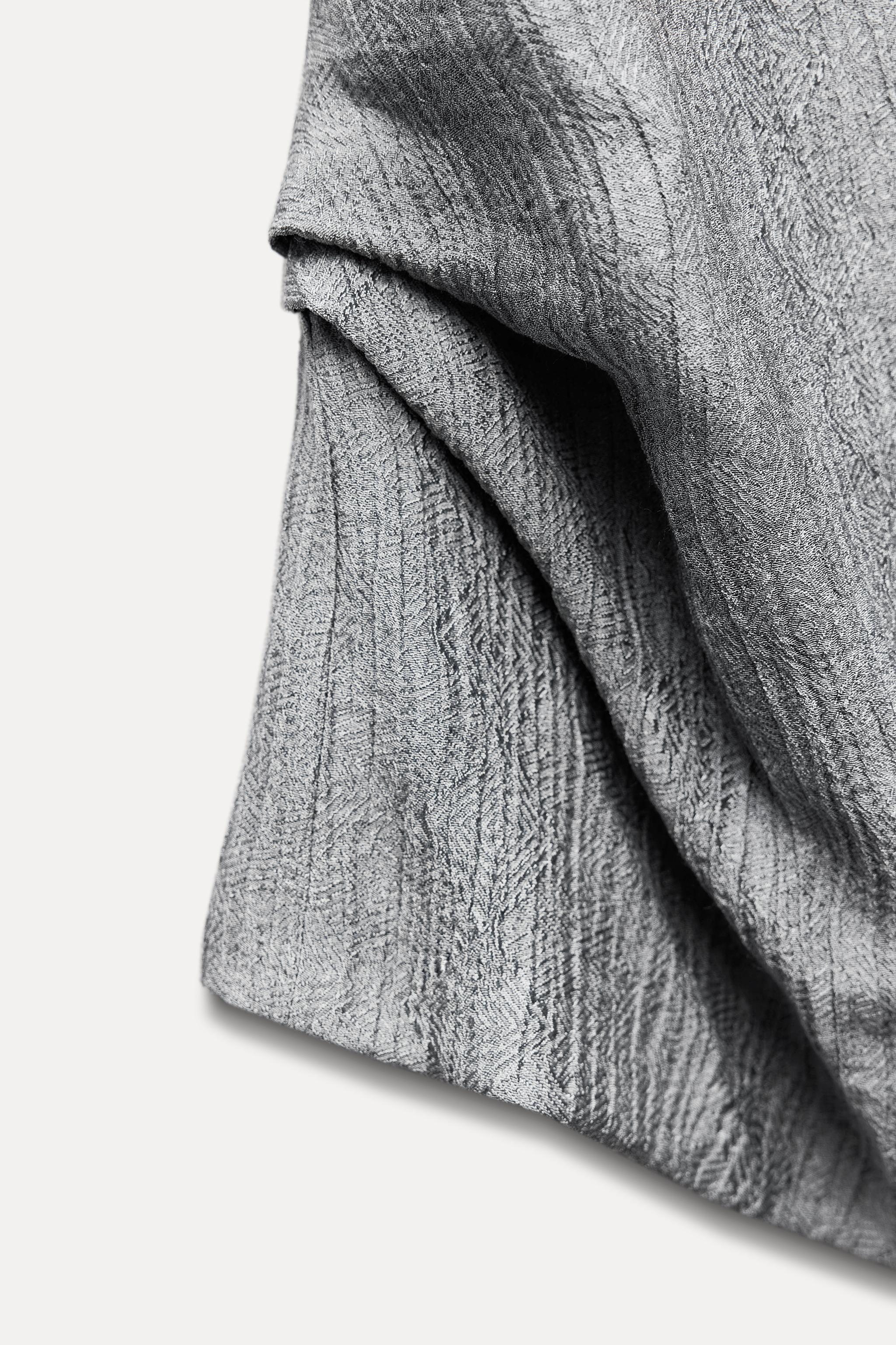 ZW COLLECTION ホルターネックトップス - グレー | ZARA Japan ZW COLLECTION ホルターネックトップス - グレー | ZARA Japan