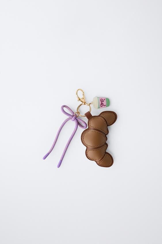 CROISSANT AND MATCHA TEA KEY RING - Brown | ZARA Georgia