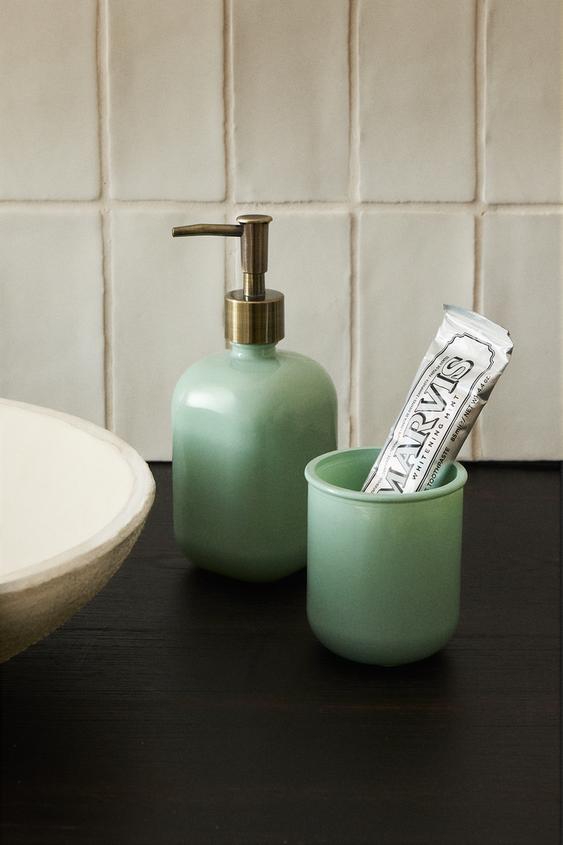 GLASS BATHROOM SET | ZARA United Kingdom