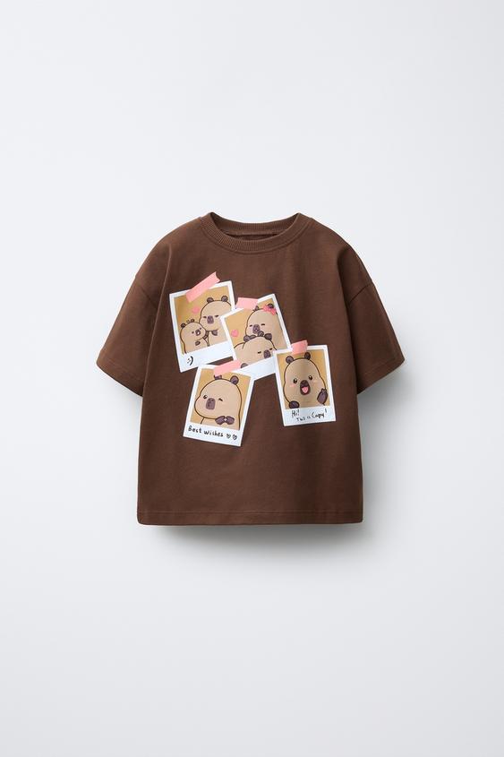 CAMISETA ESTAMPADA CAPIBARA CAPYFUN © - Chocolate | ZARA España