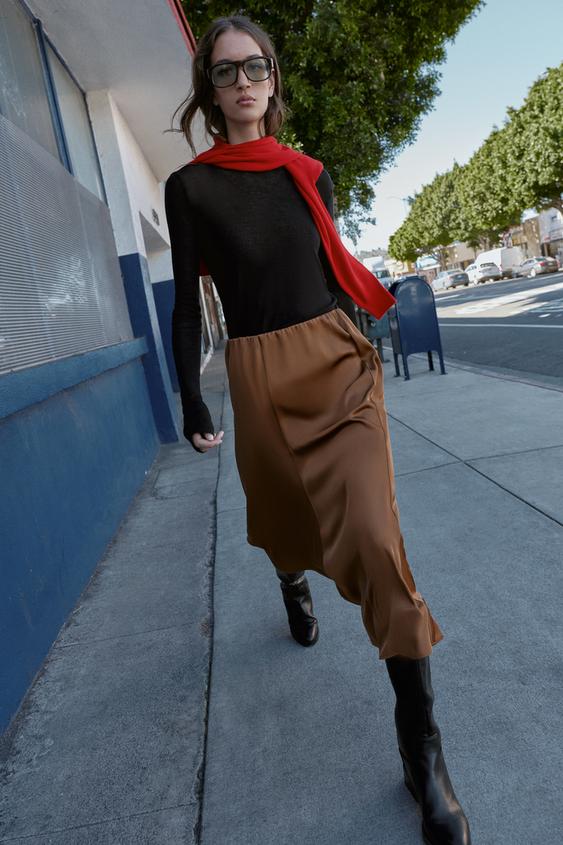 JUPE MI-LONGUE SATINÉE - Caramel | ZARA Canada