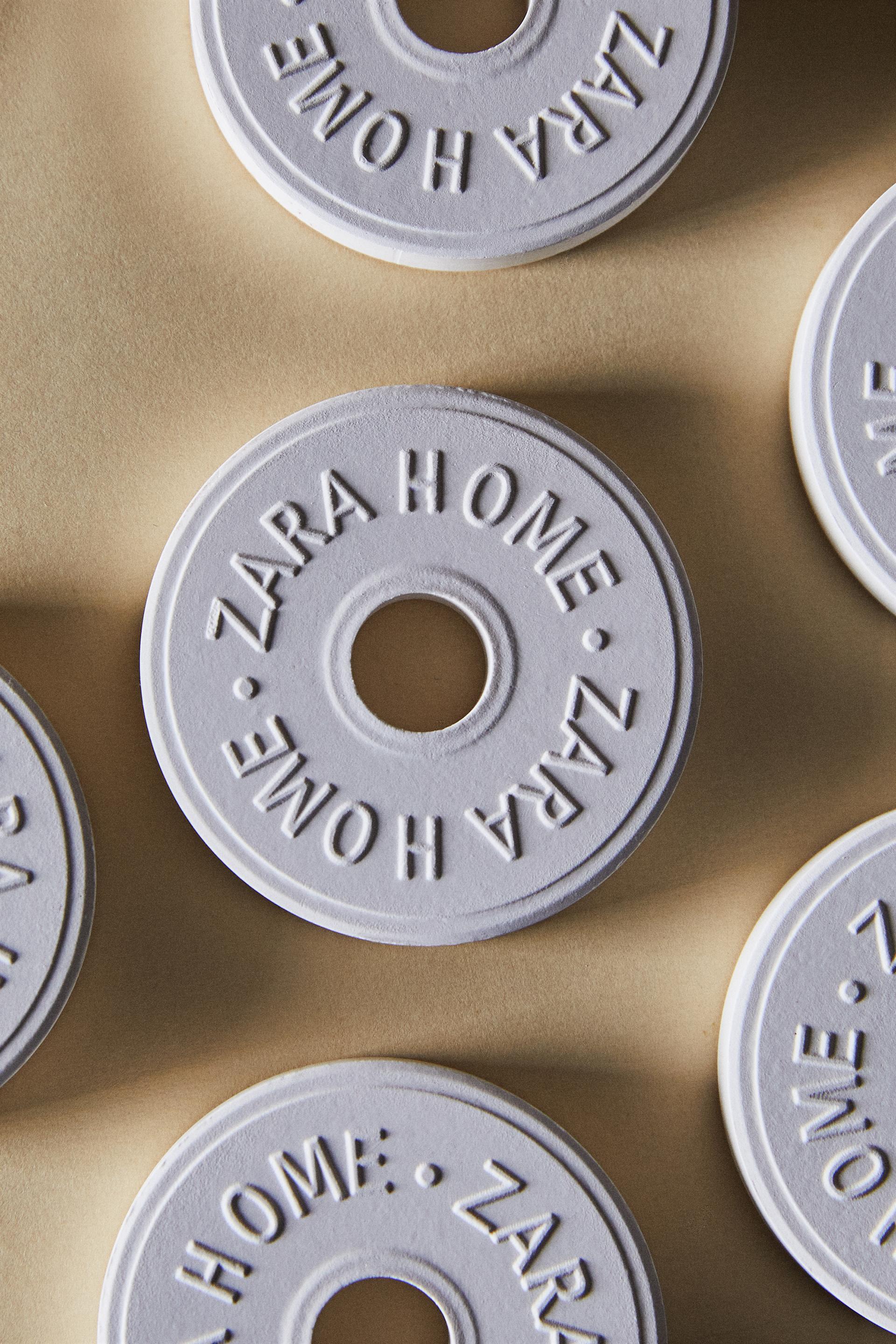 SET CERAMICĂ PARFUMATĂ WHITE POWDERY (SET DE 6) - Variat | ZARA România