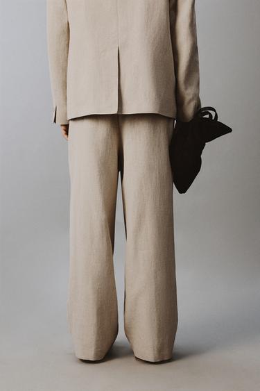 PANTALON DE COSTUME DÉCONTRACTÉ À PLIS - Beige clair | ZARA France