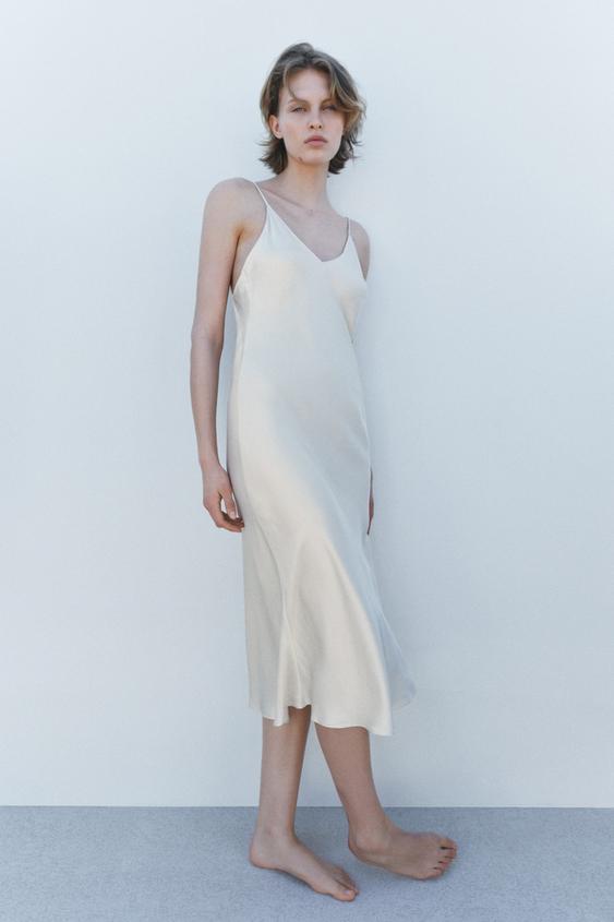 ΣΑΤΙΝΕ ΦΟΡΕΜΑ Midi Limited Edition Σπασμένο λευκό Zara Greece Ελλαδα