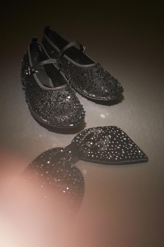BALLERINAS WITH PEARL DETAILS AND BUCKLE - Black | ZARA Spain