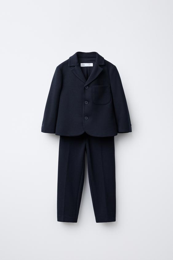 TOTAL LOOK COMFORT SUIT BLAZER AND TROUSERS | ZARA Singapore