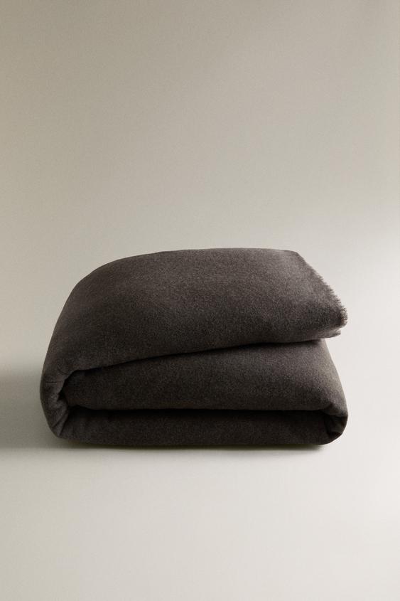 JETÉ DE LIT LAINE CHEVRON - Gris foncé | ZARA Canada