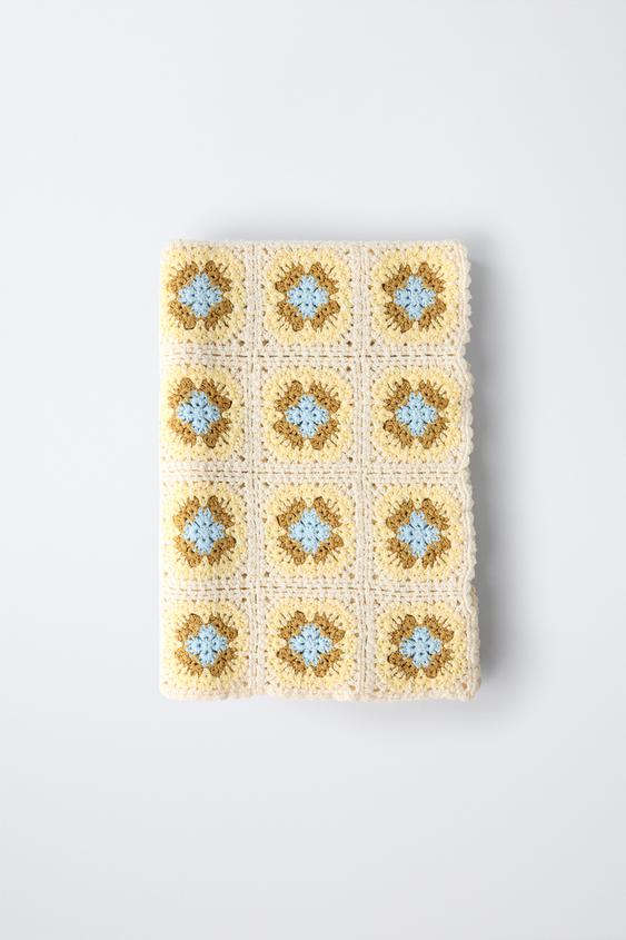 FLORAL CROCHET KNIT THROW - Ecru | ZARA United States