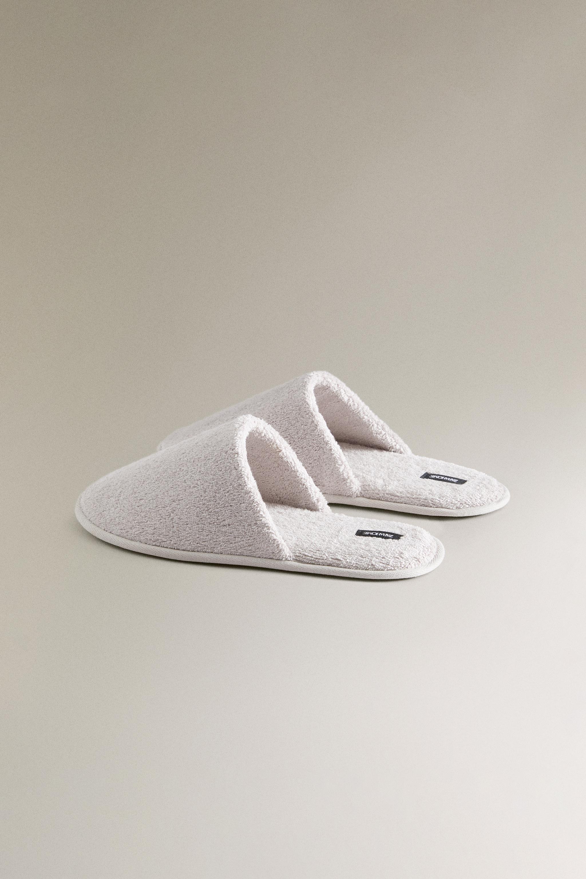 Slippers zara store