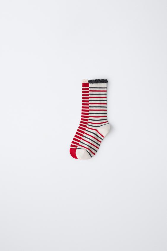PACK DOS CALCETINES LARGOS RAYAS - Rojo | ZARA Mexico