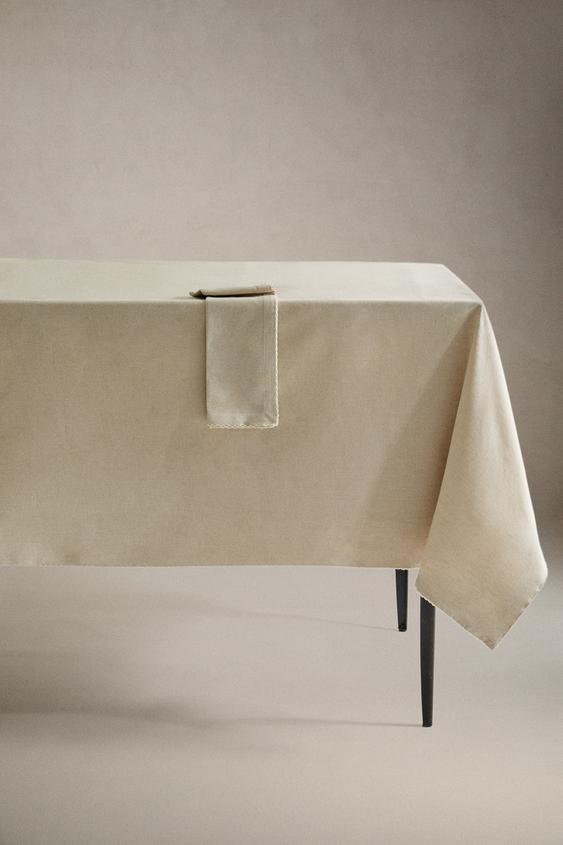 PLAIN SCALLOPED TABLECLOTH - Light beige | ZARA Ireland