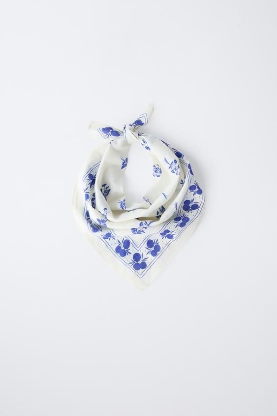 BANDANA CARRÉE FLEURS - Bleu | ZARA Canada