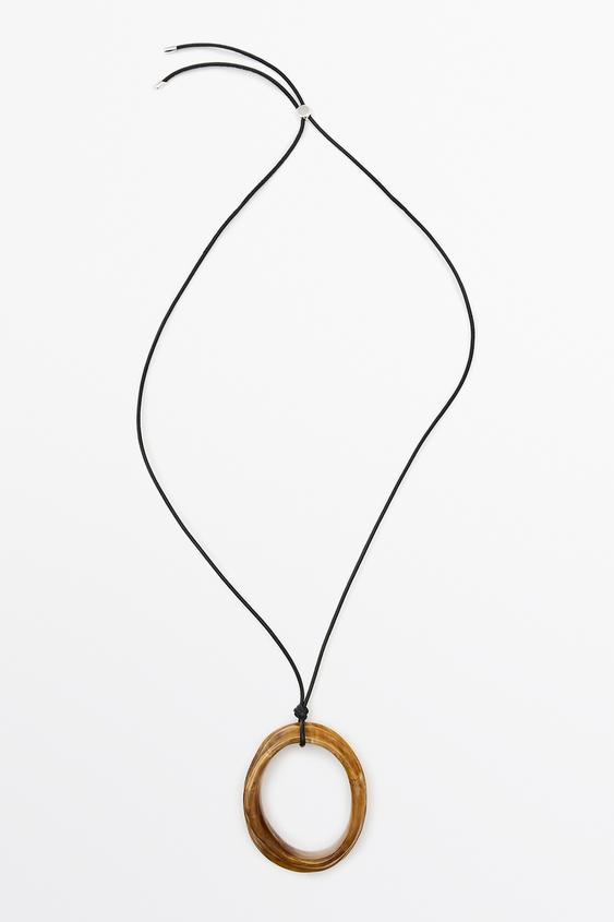 Collar aro marmoleado - Caramelo | ZARA Estados Unidos de América ...