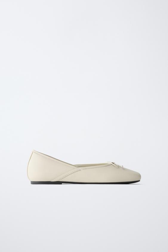 LEATHER BALLET FLATS - Off White | ZARA Canada