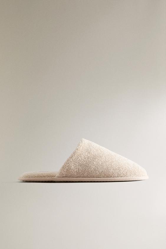 RICE STITCH BATHROOM SLIPPERS - Sandy Brown | ZARA Canada