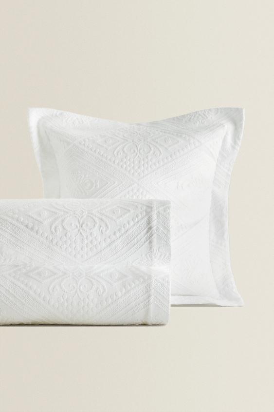 COUVERTURE EN COTON À MOTIFS GÉOMÉTRIQUES - Blanc | ZARA Belgique / Belgium