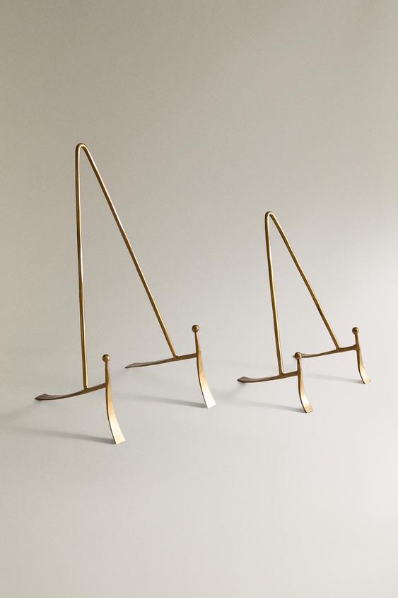 GOLD METAL DISPLAY STAND - Aged gold | ZARA United States