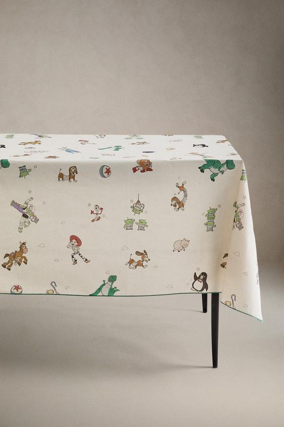CHILDREN'S RESIN-COATED TOY STORY © DISNEY/PIXAR TABLECLOTH ...