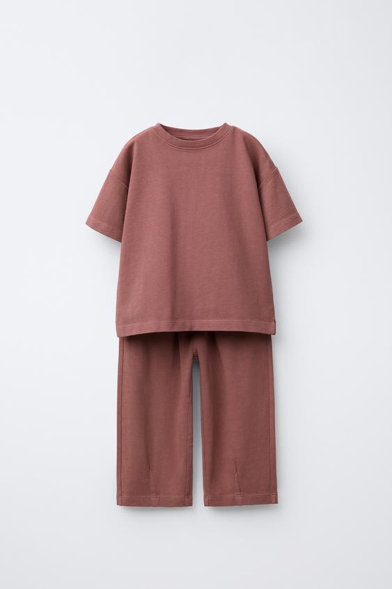 CONJUNTO CAMISETA E CALÇA PERNA LARGA LISA - Beringela | ZARA Brasil