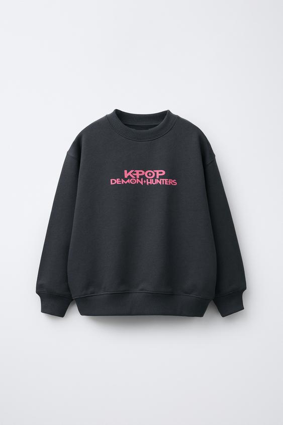 KPOP DEMON HUNTERS™ NETFLIX © PRINT SWEATSHIRT - Anthracite grey | ZARA ...