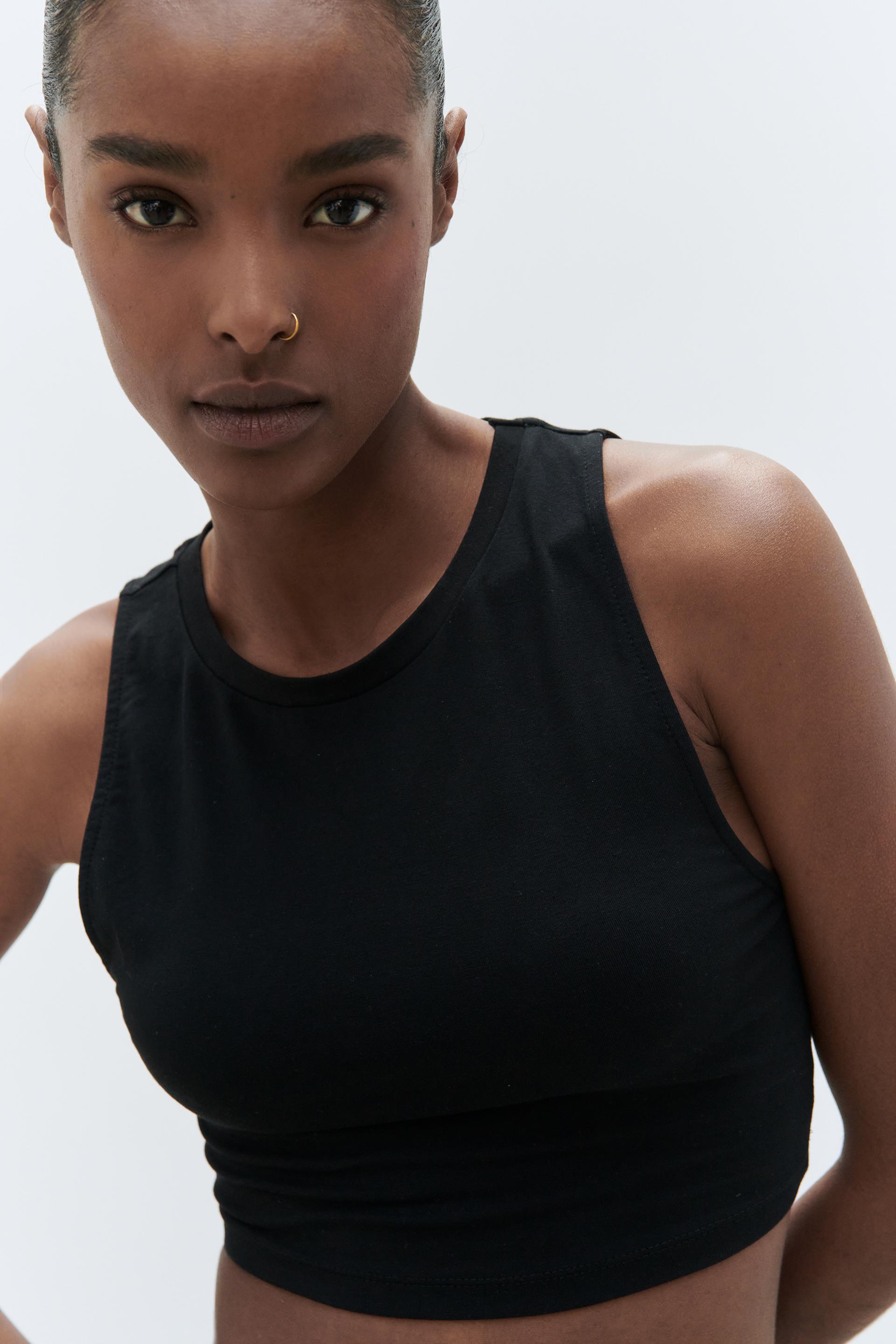 Zara CROP HALTER TOP 125066922 800 zara-crop-halter-top-125066922-800