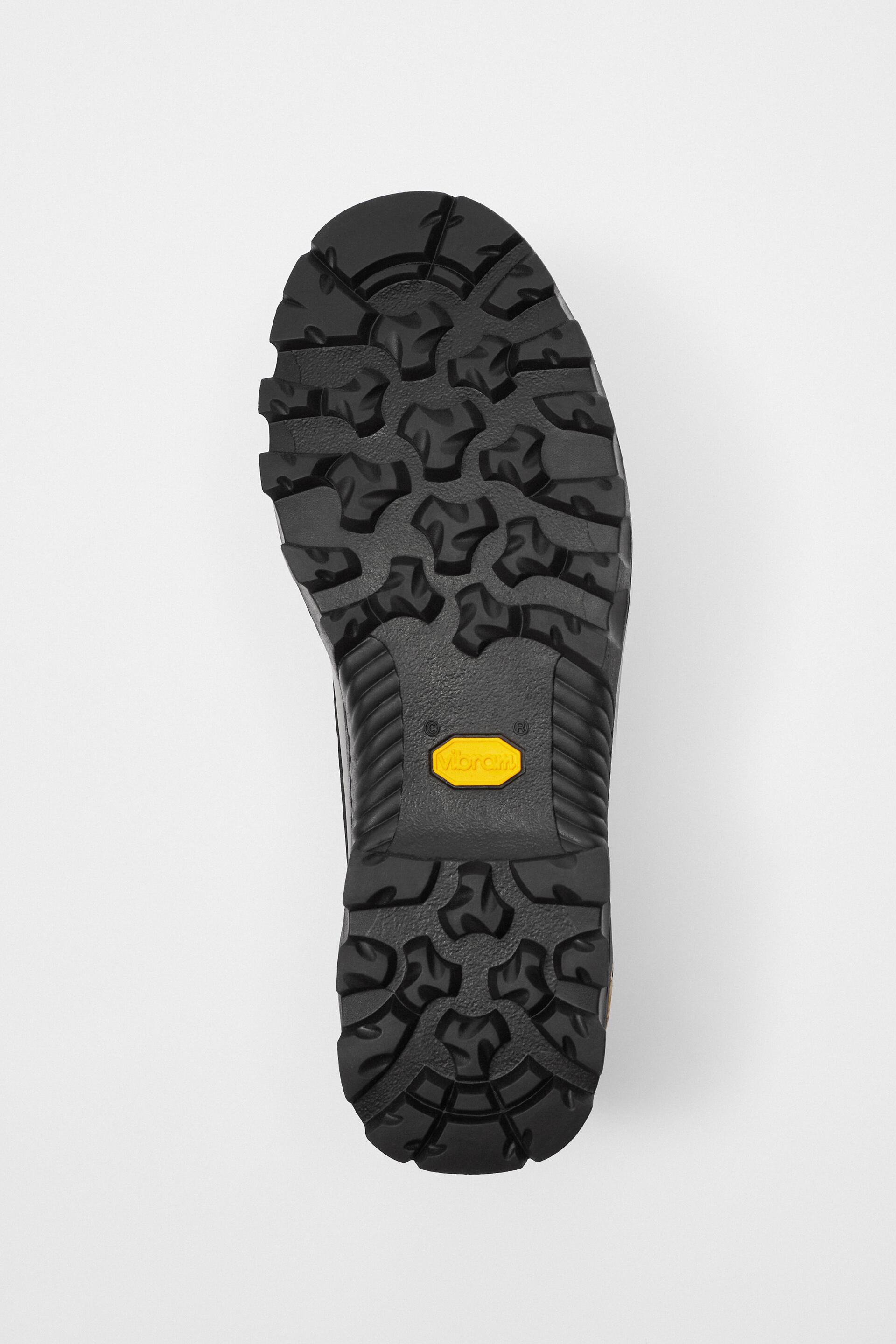 Zara Vibram Leather Boat Shoes Big Apple Buddy zara-vibram-leather-boat-shoes-big-apple-buddy