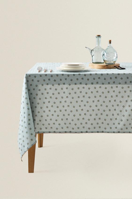 TAFELLAKEN MET FIJNE BLADPRINT - Lichtblauw | ZARA Nederland / Netherlands TAFELLAKEN MET FIJNE BLADPRINT - Lichtblauw | ZARA Nederland / Netherlands