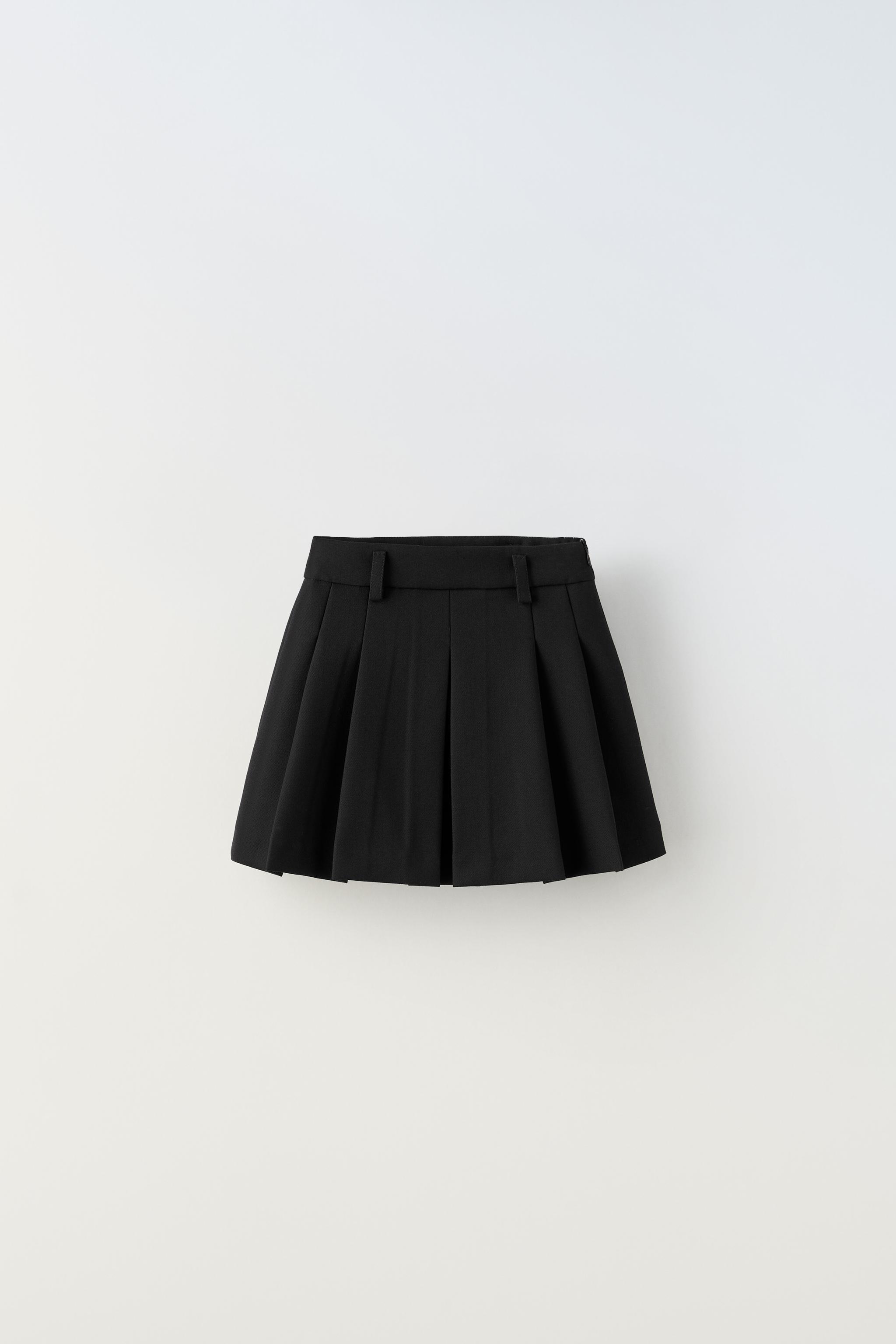 Box-pleated-skirt | Mall of America®