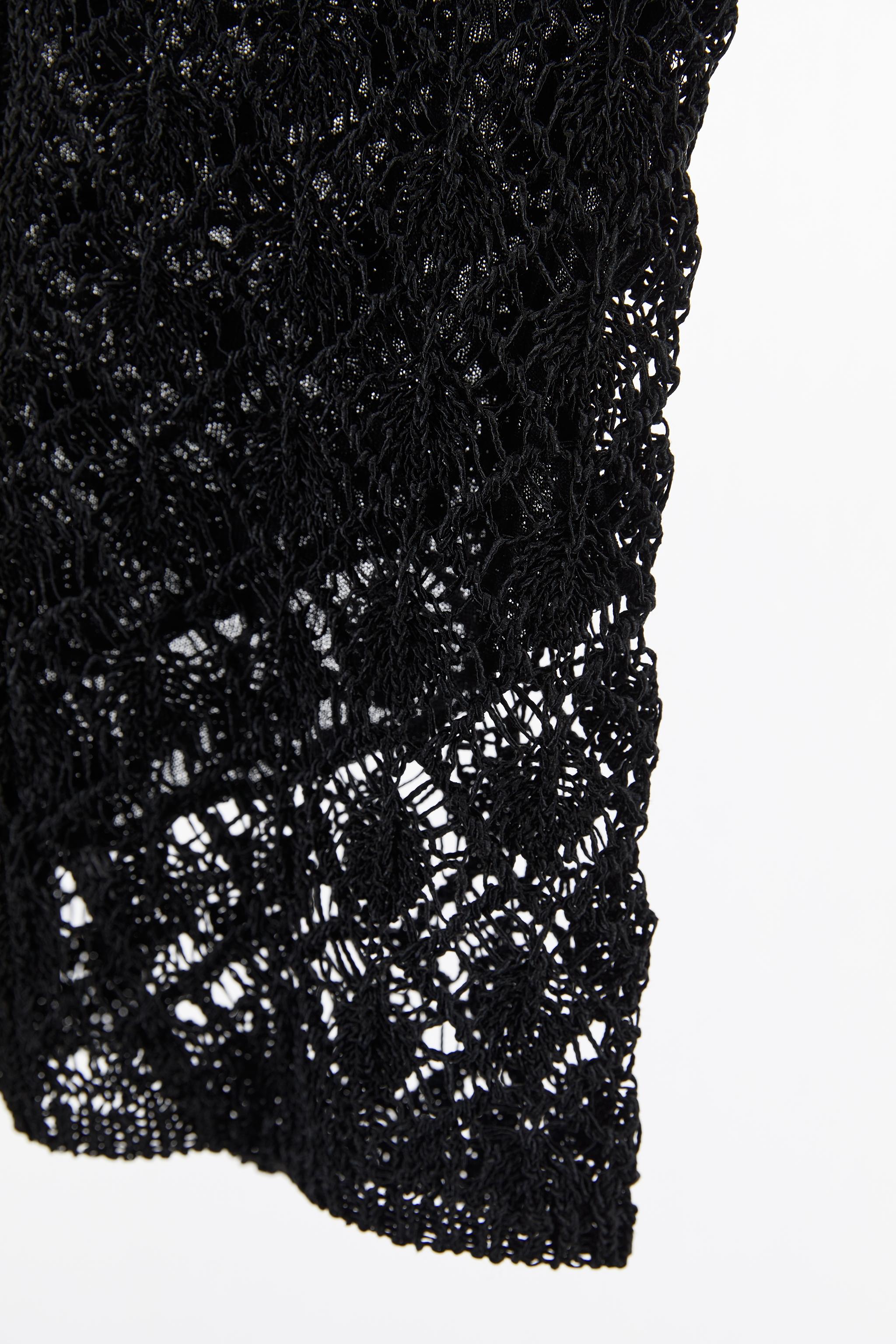 Zara OPENWORK KNIT SHORTS | Mall of America®